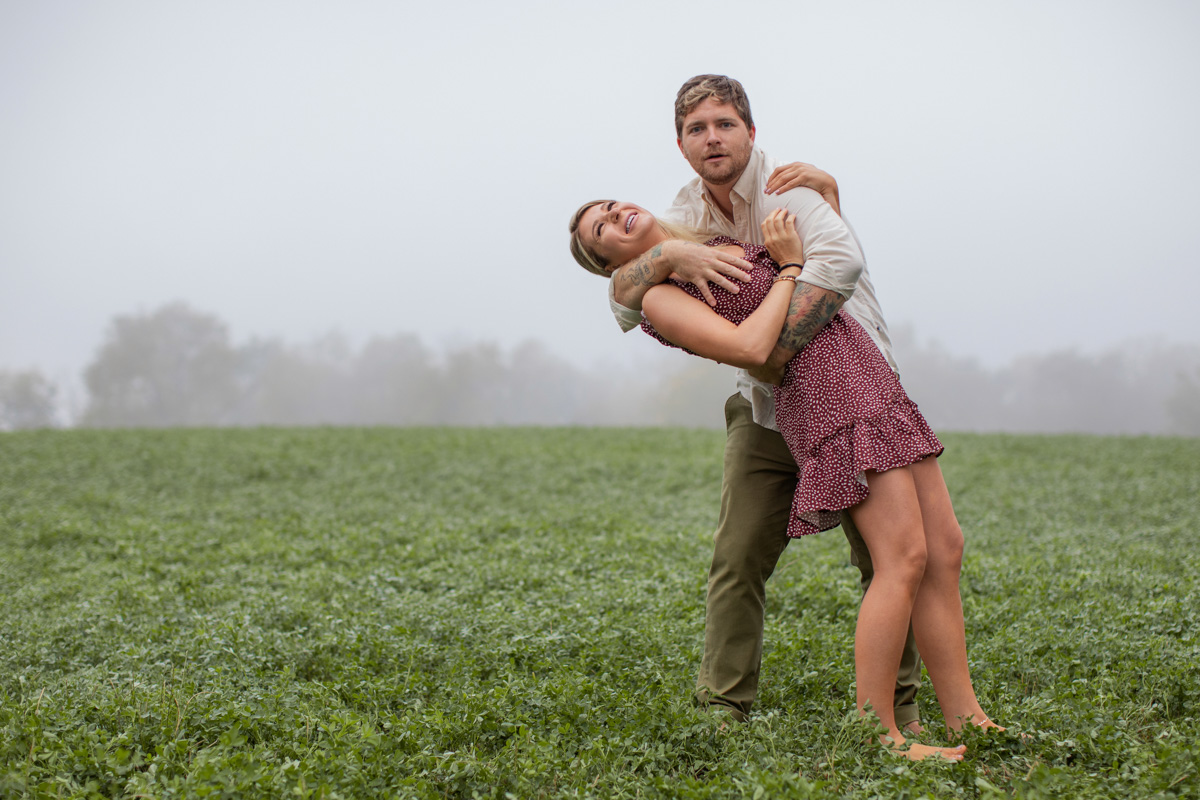 Meet the Blake Family, a Foggy Sunrise Portrait Session - Kelly Heck ...