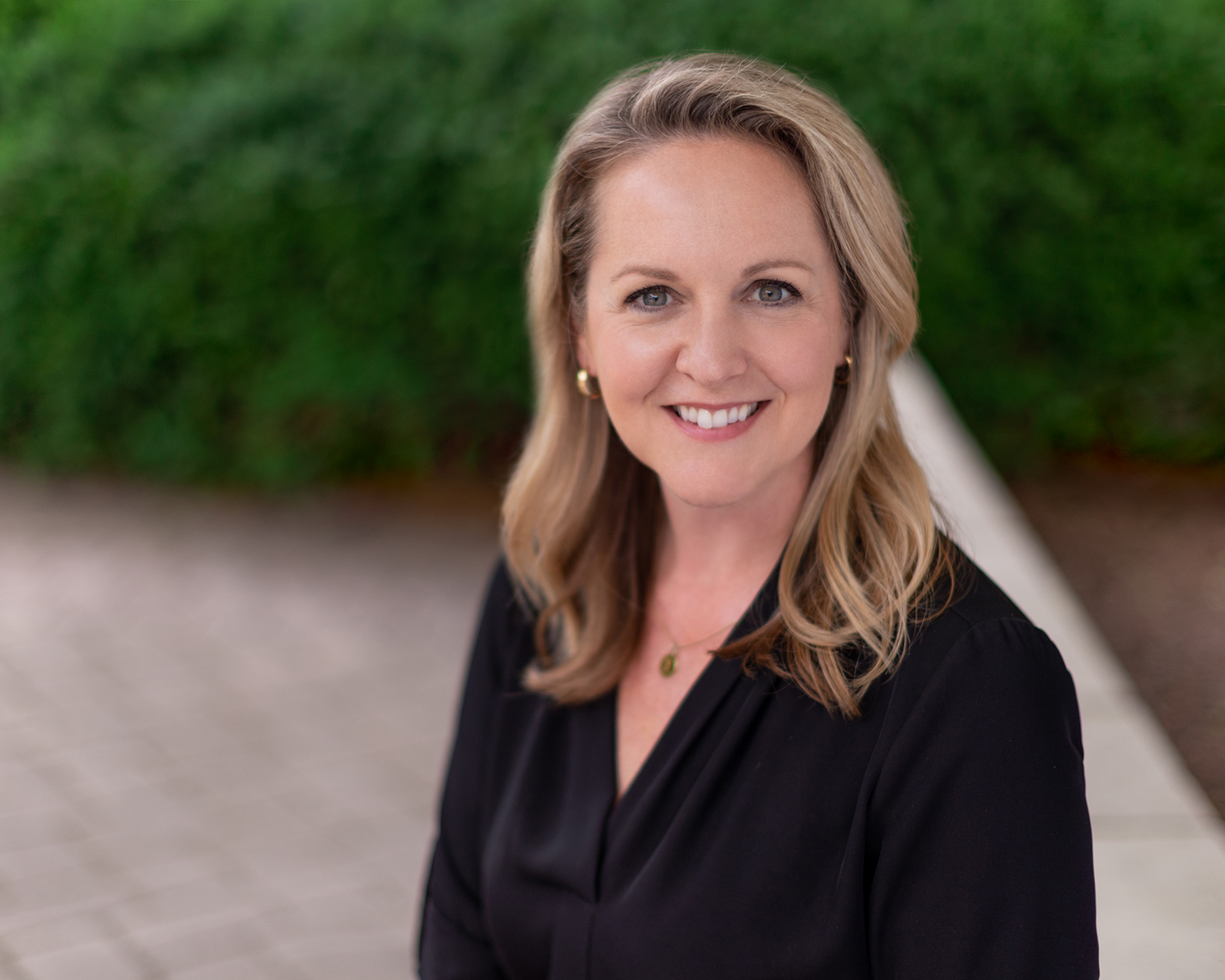 Meet Jessica Walter, a Speaker, Author, & Leadership Consulting Advisor ...
